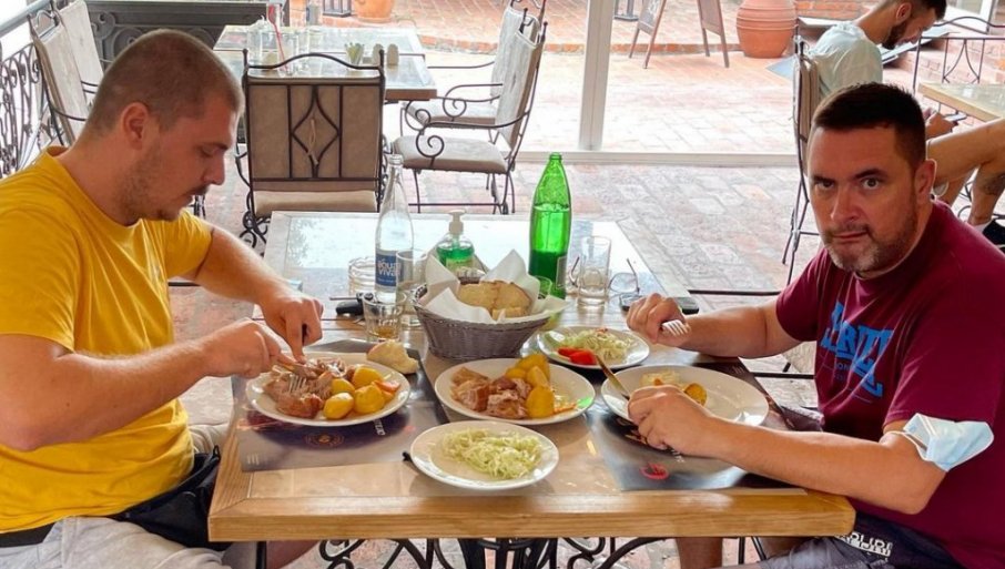 KO SE SAČA LATI, OD SAČA GINE: Miloš Milaković i Dimitrije Banjac ...