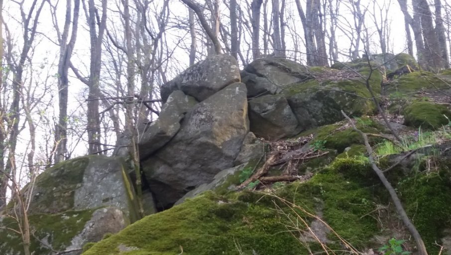 TURSKA GLAVA NA VRHU BREGA: U Vršačkim planinama otkriveno dvadesetak ...