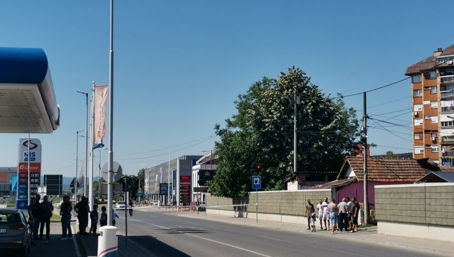 POTVRĐENO PISANJE "NOVOSTI" Tri osobe uhapšene u Kruševcu zbog bacanja Molotovljevog koktela