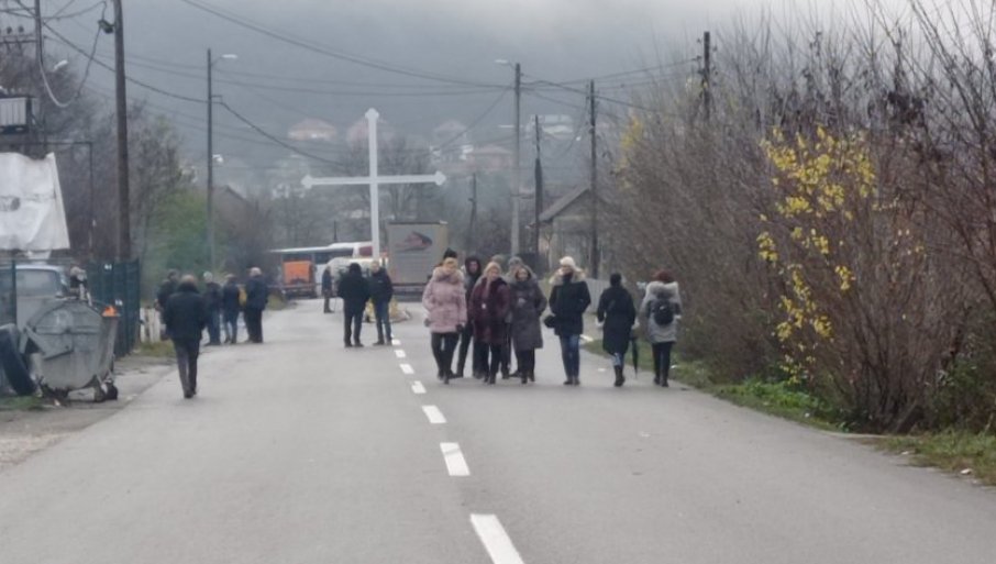 DANAS VELIKI SKUP U RUDARU: Srbi već 13. dan na barikadama, ne odustaju od zahteva