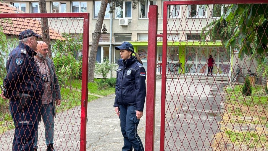 NOVI DETALJI NAPADA U ŠKOLI U ZRENJANINU: Devojčica koja je drugaricu napala šestarom tvrdi da ...